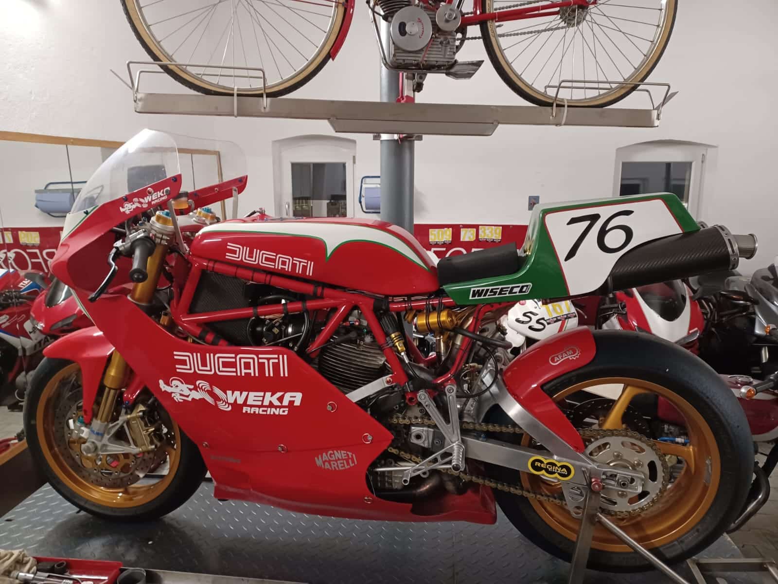 Ducati TT - Weka Racing