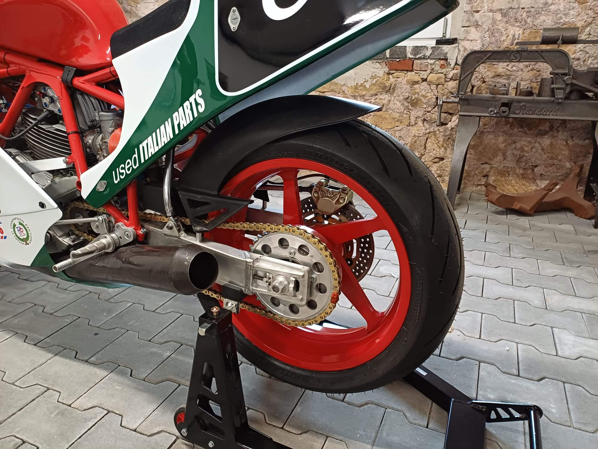 Ducati F1 Aufbau zwischen 2003 + 2023 851 ccm Motortunning